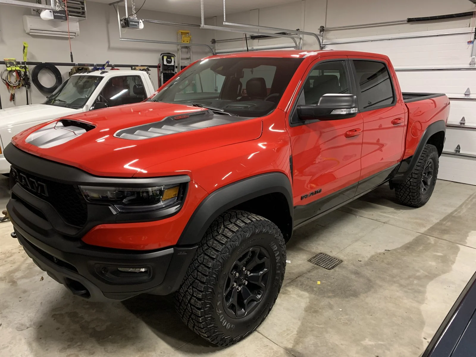 281842D0-B3FE-47C2-82BC-EF64ED135ED2.jpeg | RAM TRX Forum