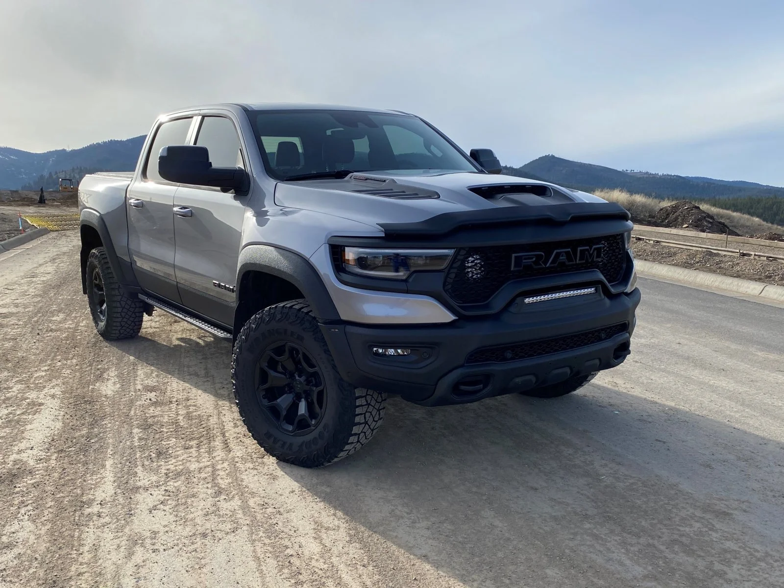 LineX1.jpg | RAM TRX Forum